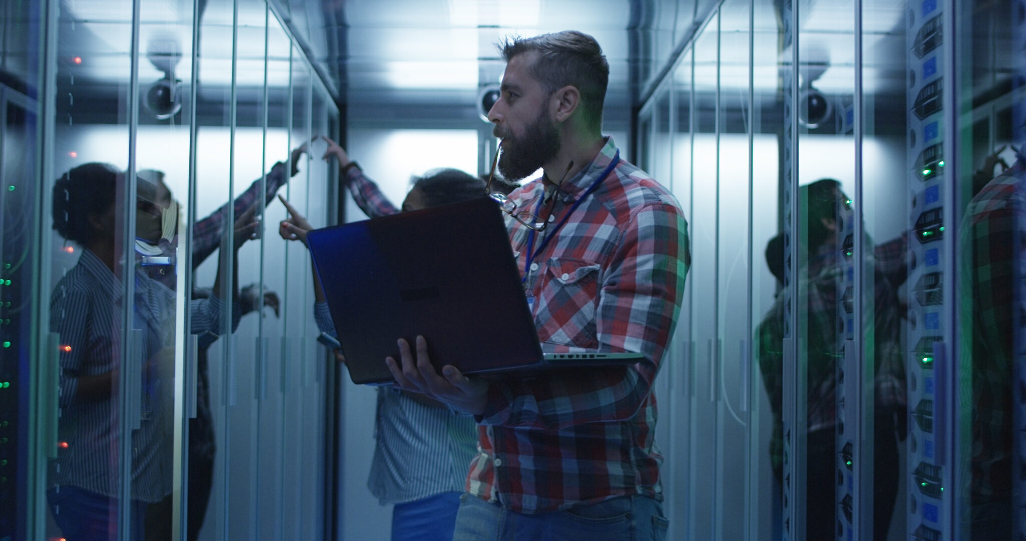 The Four Rules of Data Center Relocations | ServerLIFT®