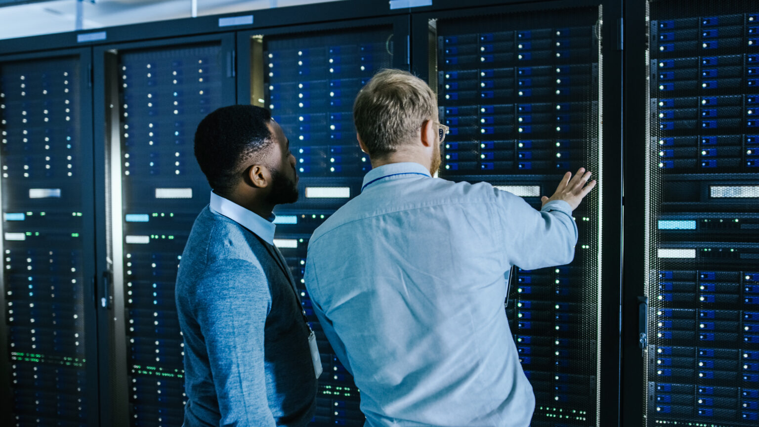 The Four Rules of Data Center Relocations | ServerLIFT®